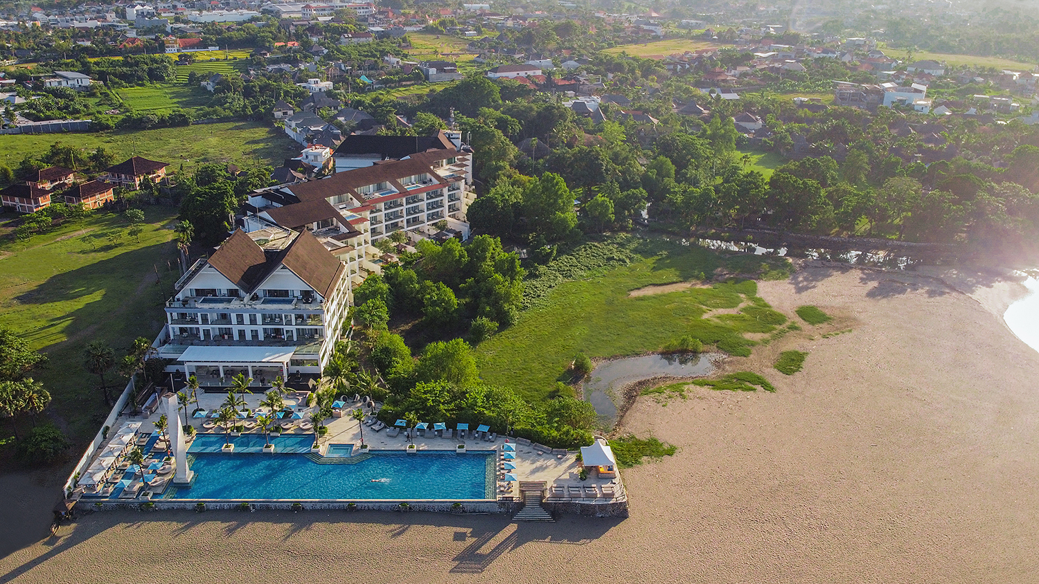 Gallery - Lv8 Resort Hotel